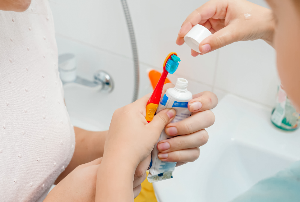 Kid Tested and Dentist Approved: The Five Best Natural Toothpaste for ...